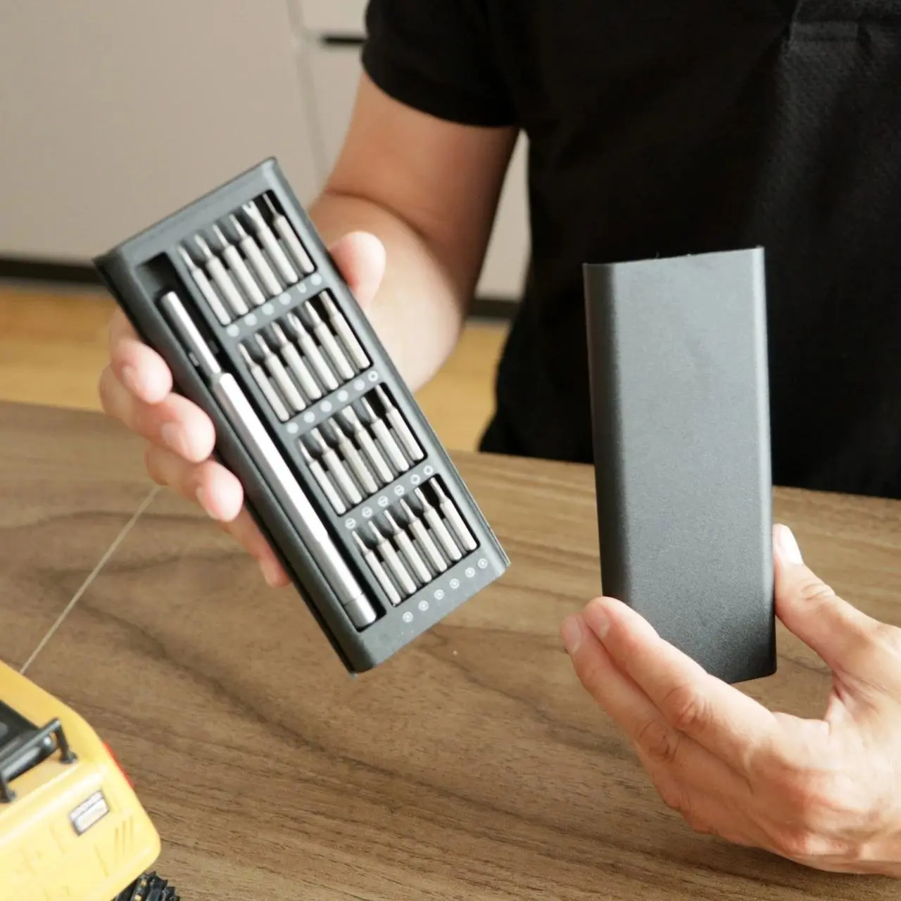 1 Set 24 in 1 Precision Screwdriver Set as Christmas Gift, Octagonal ...