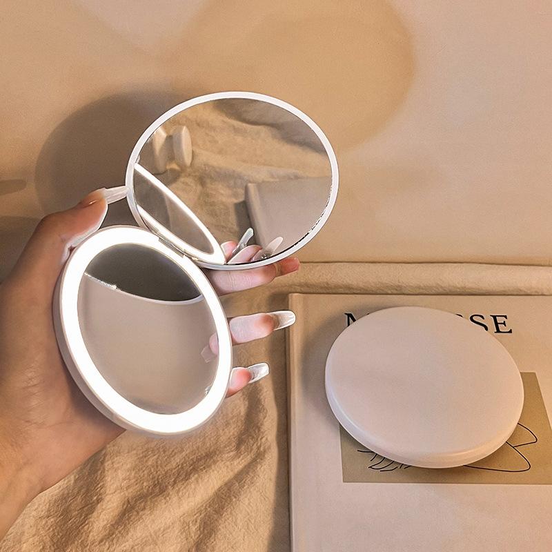 Portable LED Illuminated Makeup Mirror, Pocket-Sized Foldable Round ...