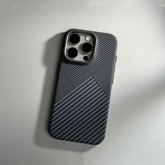 Promo Case iPhone 13 14 15 16 17 Pro Max Air Carbon Berserat Hitam ...