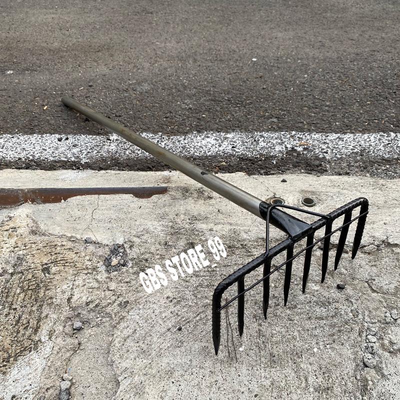 Garukan sampah gagang pipa besi panjang 85 Cm - Garukan berkebun - Shop ...