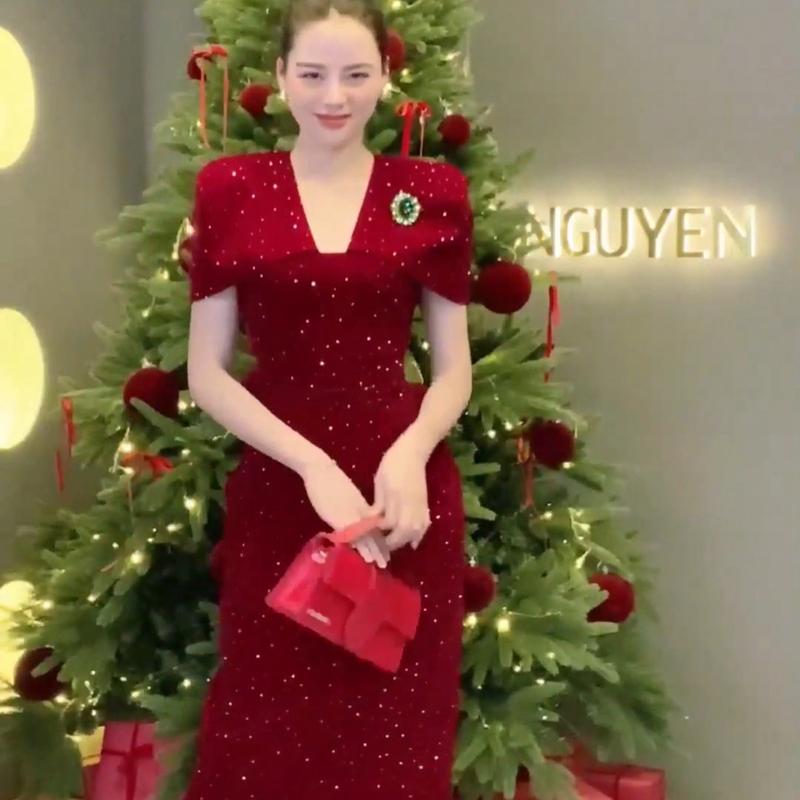 Đầm nhung ép đá - dự tiệc - sang trọng lịch sự - lyn store Women - TikTok Shop Vietnam