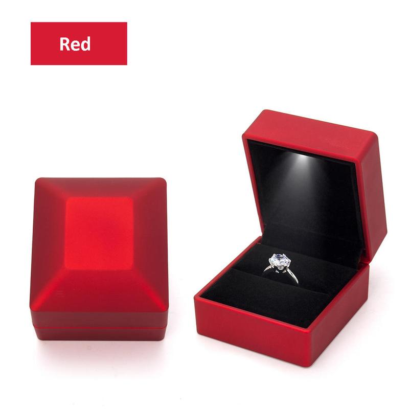 Kotak cincin pertunangan dengan lampu LED, kotak hadiah barang - TikTok ...