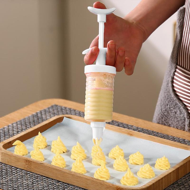 8 Pcs Pipe Nozzles With Syringe Plastic Cream Baking Nozzle Dispenser - TikTok Shop Singapore