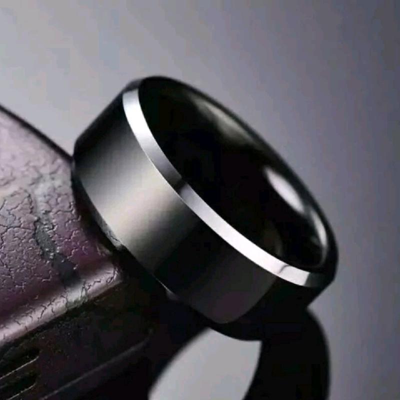 [ Promo Banting Harga ] Cincin Hitam Titanium Anti Karat / Cincin ...
