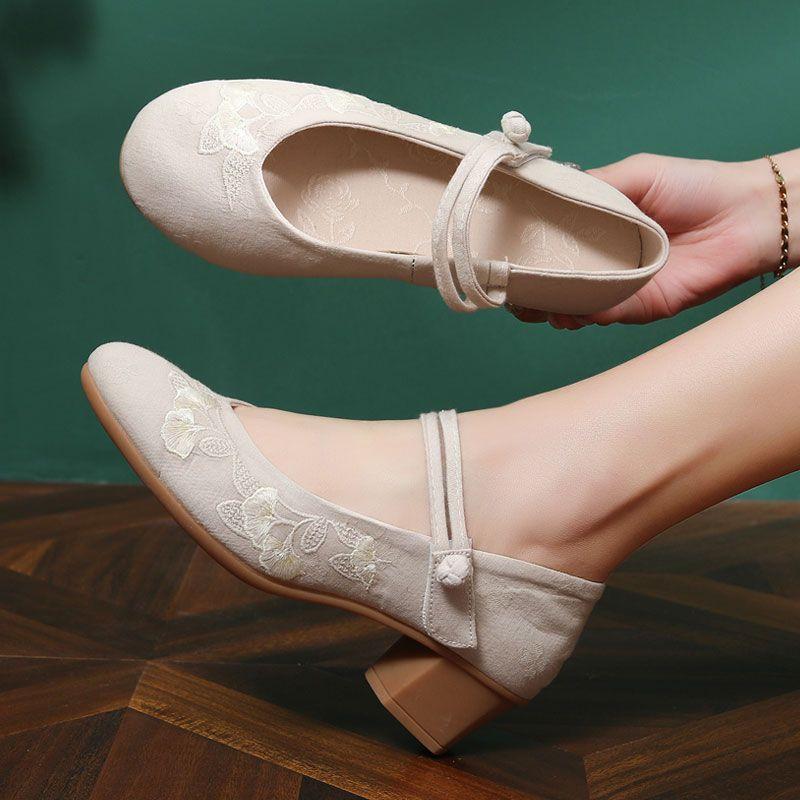 High Soft Bottom Cheongsam Shoes Retro Old Beijing Embroidered - TikTok ...