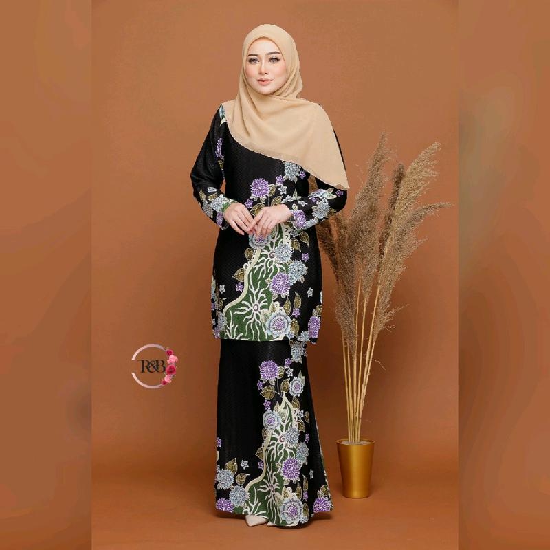 KURUNG MODEN BATIK MELATI (CORAK RANDOM) - TikTok Shop Malaysia