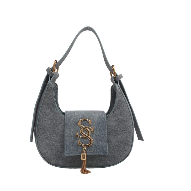 New 2025 beg branded original jenama raya wanita sling style - TikTok ...