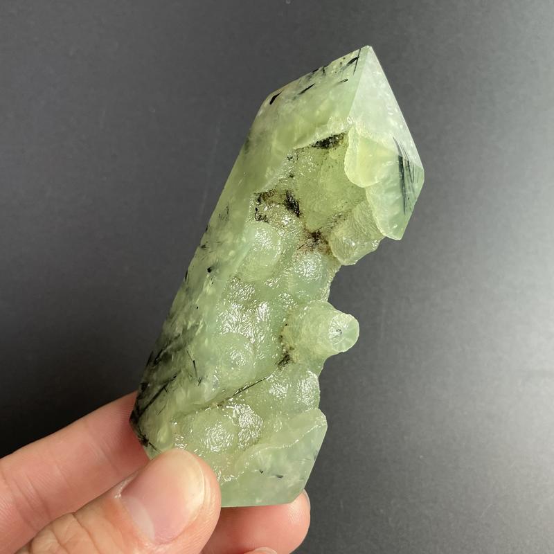Menara kuarza rutilated Prehnite Alamiah, titik hiasan rumah - TikTok ...