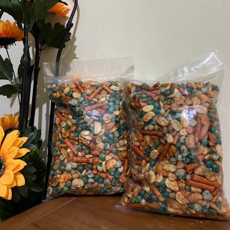 Kacang mix / kacang campur 500 gram - Shop | Tokopedia