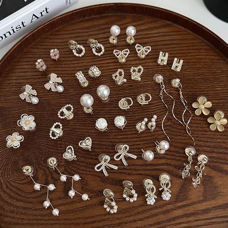 Set Subang Klip, Set Mutiara dan Busur, Subang Tindik Palsu, - TikTok ...