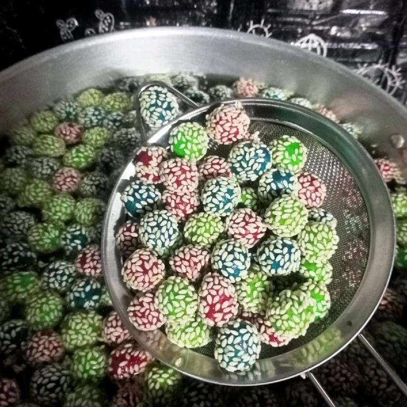 kuih buah Rotan legend Botol 250g - TikTok Shop Malaysia
