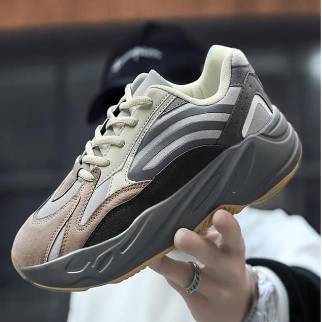 {run} Giày Thể Thao Nam Nữ YZ 700 Độn Đế - TikTok Shop Vietnam