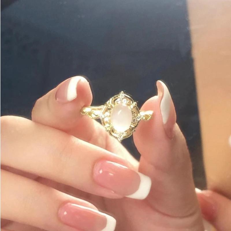 Cincin, Rekaan Unik, Jed Putih Cahaya Bulan Perak, Gaya Purb - TikTok ...