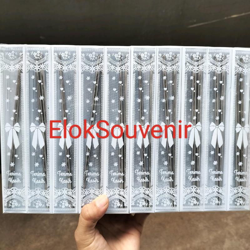 Isi 50 Pcs Souvenir Pernikahan Sumpit Satainles Kemas Mika Motif - Shop | Tokopedia