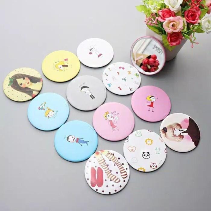Cermin Makeup Mini Travel Size Kaca Kecil Bulat Aesthetic Lucu - Shop ...
