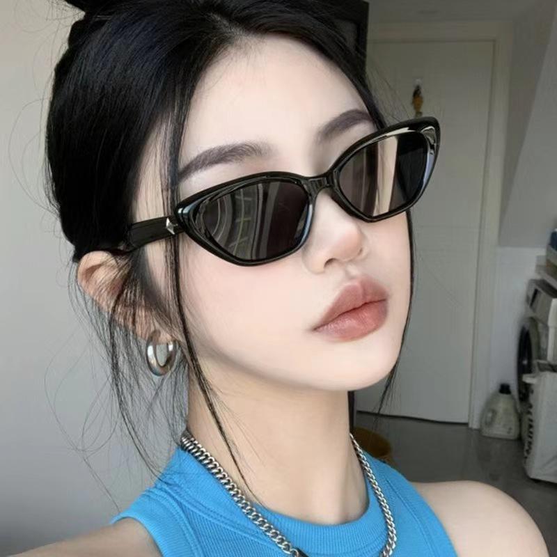 Cermin Mata Hitam Meteor Doji, Hitam Bintang, Bingkai Kecil, Gaya Mata ...