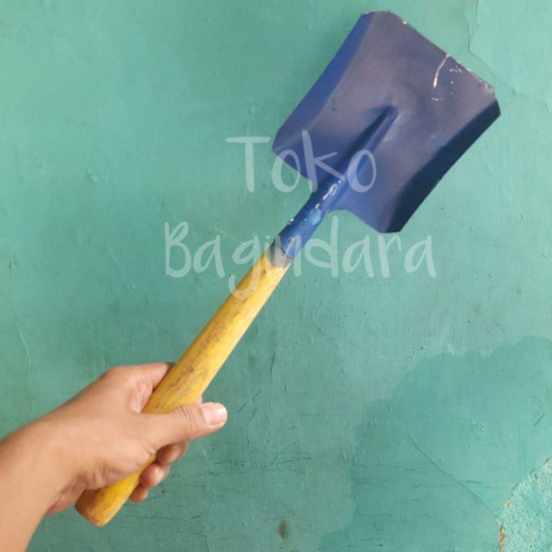 Sekop Gagang Kayu 40CM / TOKO BAGINDARA - Shop | Tokopedia