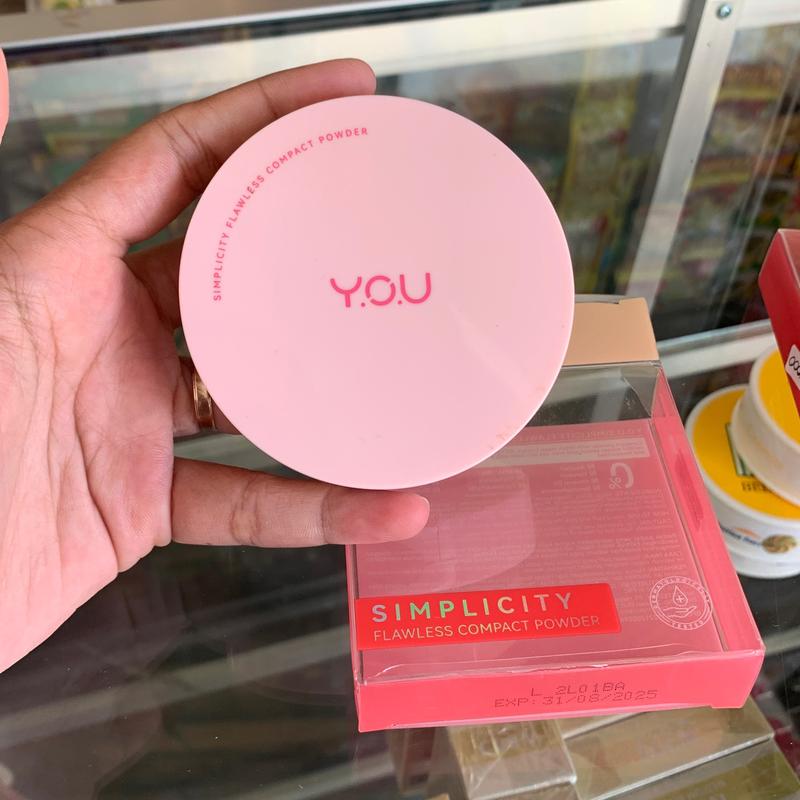 YOU SIMPLICITY FLAWLESS COMPACT POWDER Tahan Lama Tahan Lama Tahan Lama ...