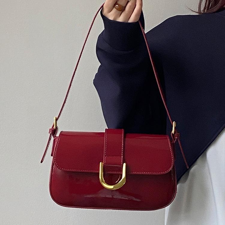 Beg Baguette Merah, Gaya Retro Bergaya, Untuk Wanita, Dompet - TikTok ...