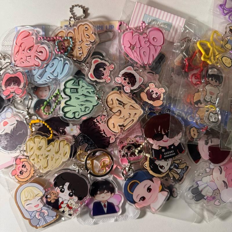 Enhypen Keychains and Merches - TikTok Shop Philippines