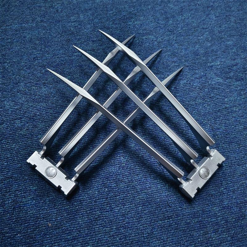Plastic Wolve Claws Realistic Role-Playing Weapon Props Superhero ...