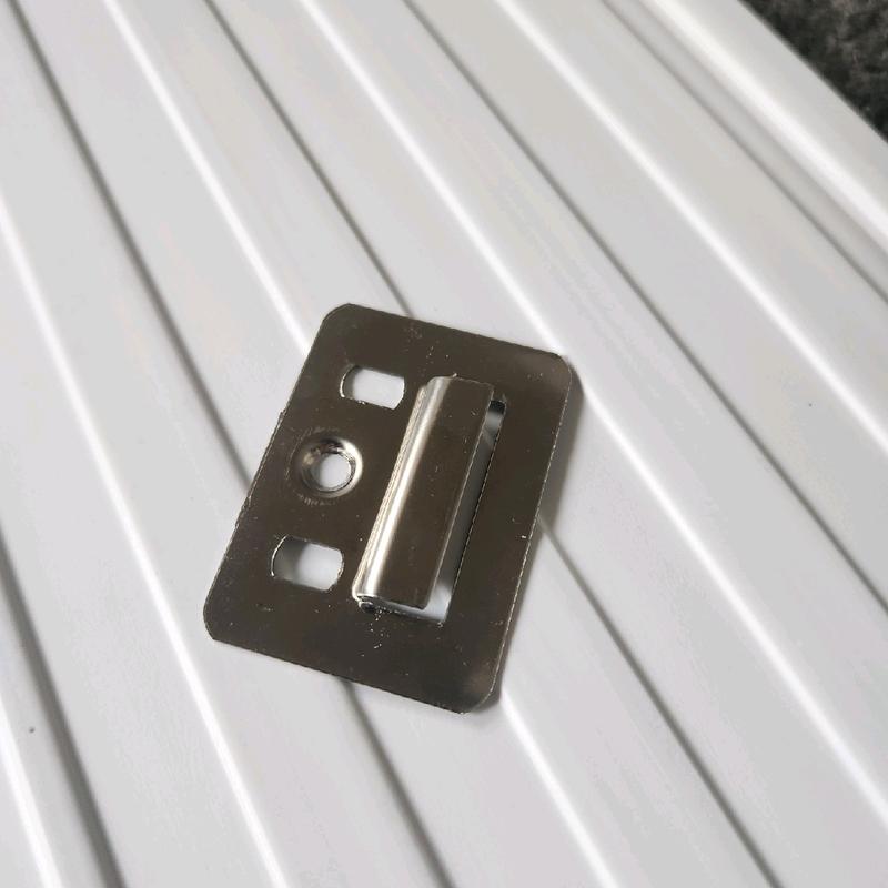 klip Clip Besi bracket WPC - Shop | Tokopedia