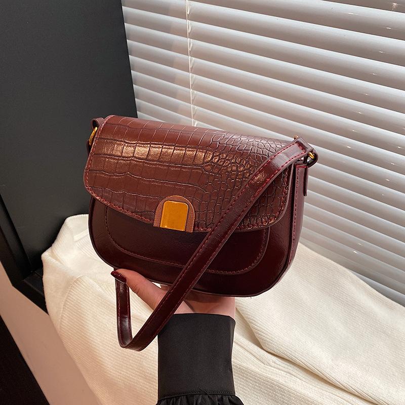 2025 Spring New Trend Niche Retro Saddle Bag Niche Texture Underarm Bag ...
