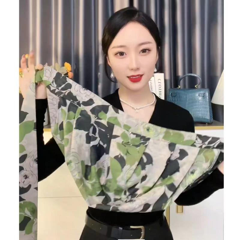 Tudung Sutera, Perjalanan, Benang Awan Wangi, Rekaan Bunga Mawar ...