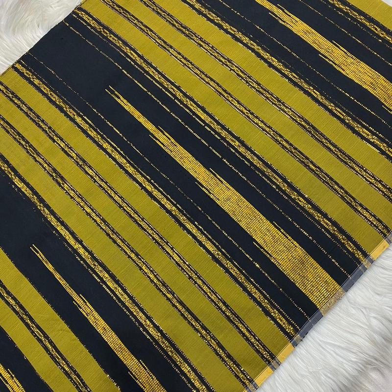 Kain sarung tenun lipa sabbe sengkang warna hitam gold emas Motif ...