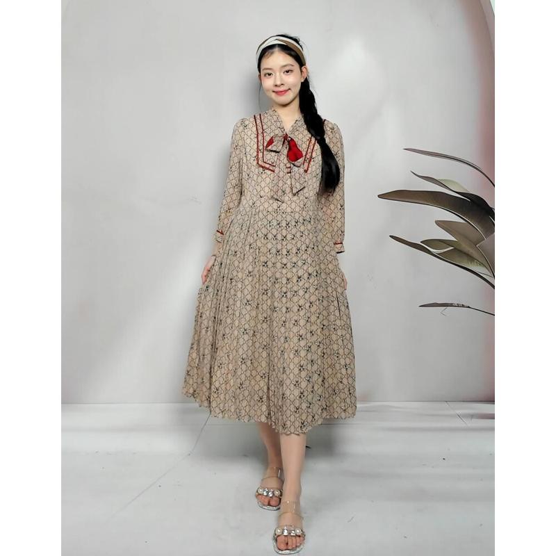 【ready stock】FADFAD Gaun gaya retro dengan lengan panjang terdapat ...