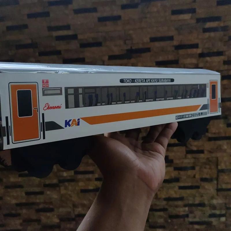 Gerbong Ekonomi Class Premium Livery 2021 KA Penataran, Probowangi, - Shop | Tokopedia
