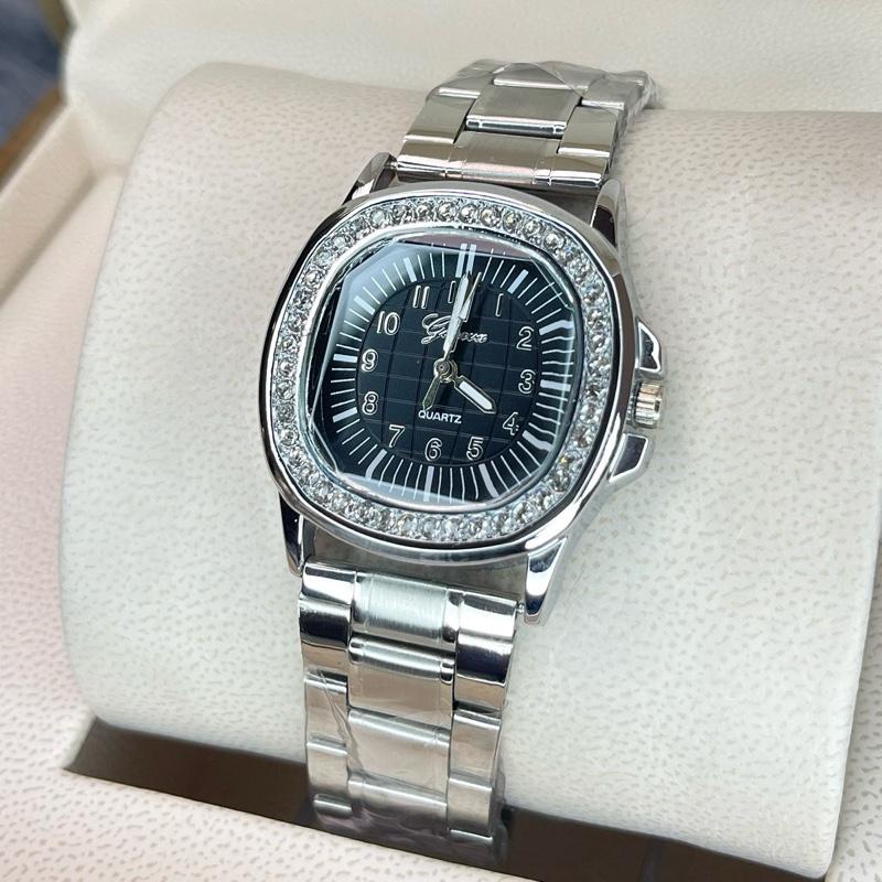 นาฬิกาผู้หญิง GANEVA-เจนีวา หน้าปัด 34 mm ตัวเรือนล้อมเพชร เงาเล่นแสง ...