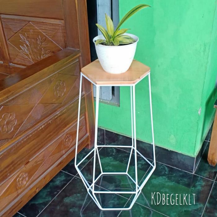 Promo KDbegelklT Standing Pot Tatakan Kayu Segienam Meja Tatakan Kayu ...