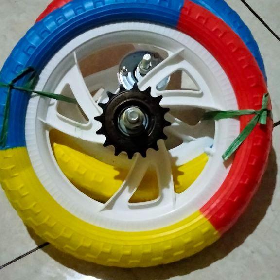 Sepasang Ban Sepeda Anak Roda Mati Ukuran 12 dengan Gear - Warna Biru ...