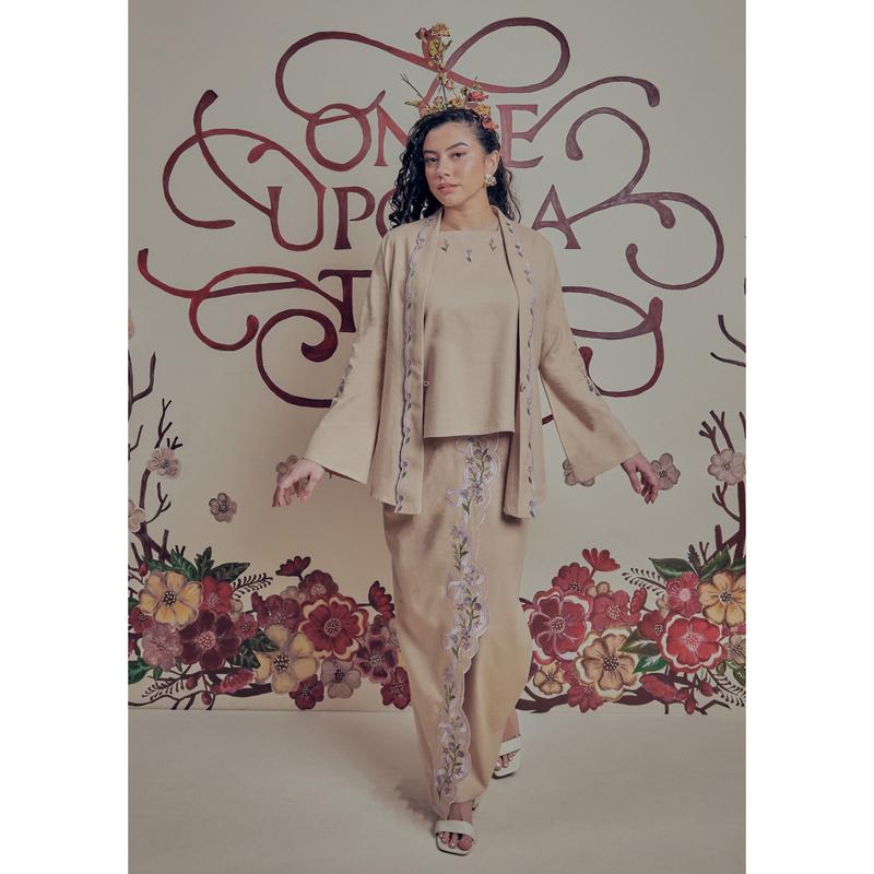 Charm Kebaya in Hazel (Once Upon A Time Eid) - TikTok Shop Malaysia