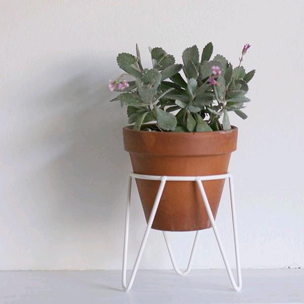 RAK BUNGA HIAS / RAK BUNGA ANGGREK Besi Hitam Pot Putih - Shop | Tokopedia