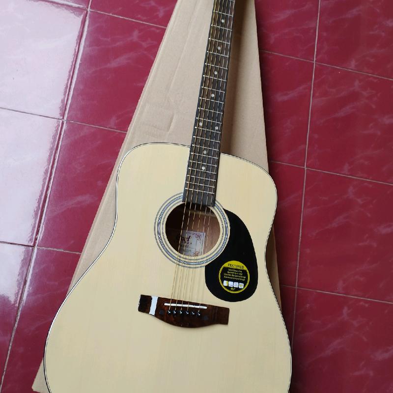 Gitar Cort Natural high spek (BONUS Tas) Siap pakai udah disetting enak ...