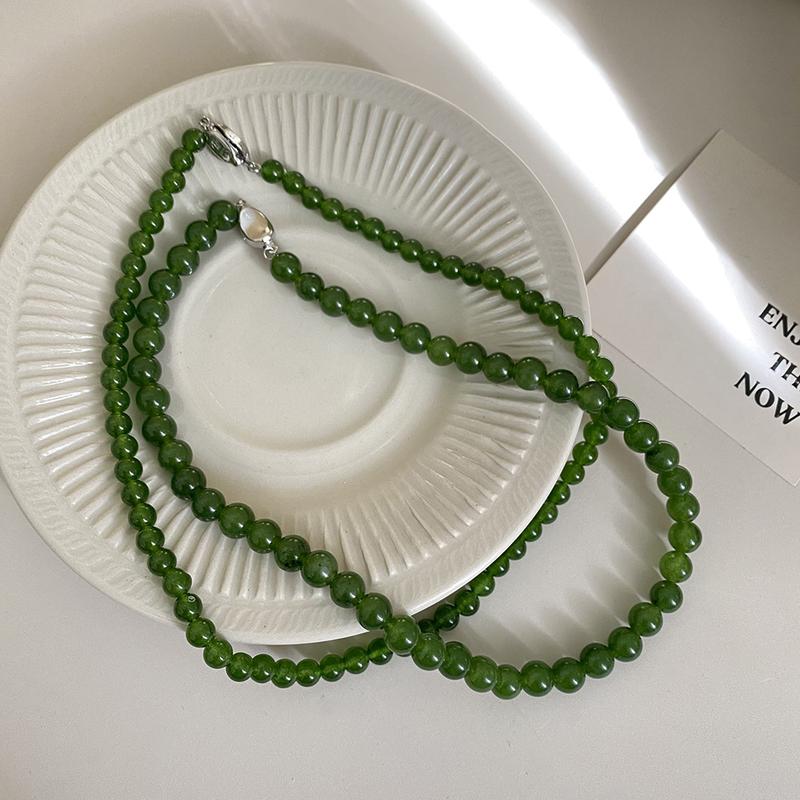 Kalung Manik, Chalcedony Hijau, untuk Wanita, Gaya Cina Baru - TikTok ...