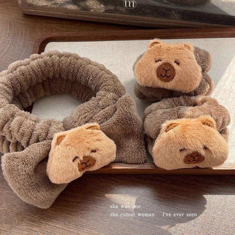 2025 Cute Brown Capabala Plush Face Washing Waterproof Wrist - TikTok ...