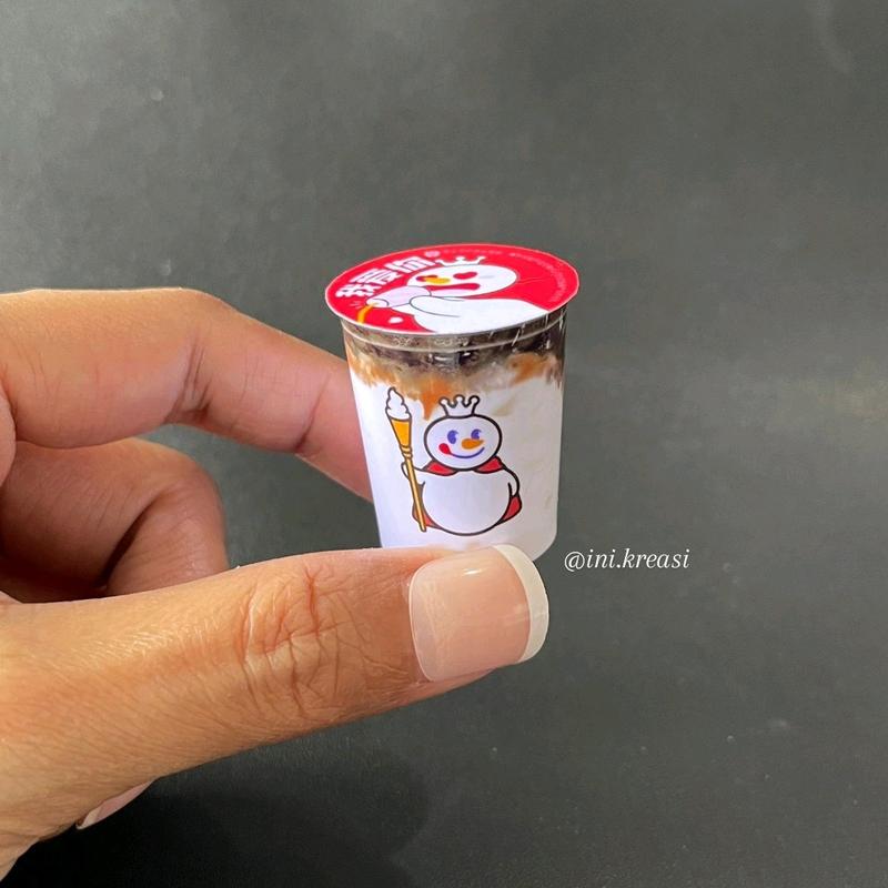 MAGNET MINIATUR TEMPELAN KULKAS MIXUE BOBA - Shop | Tokopedia
