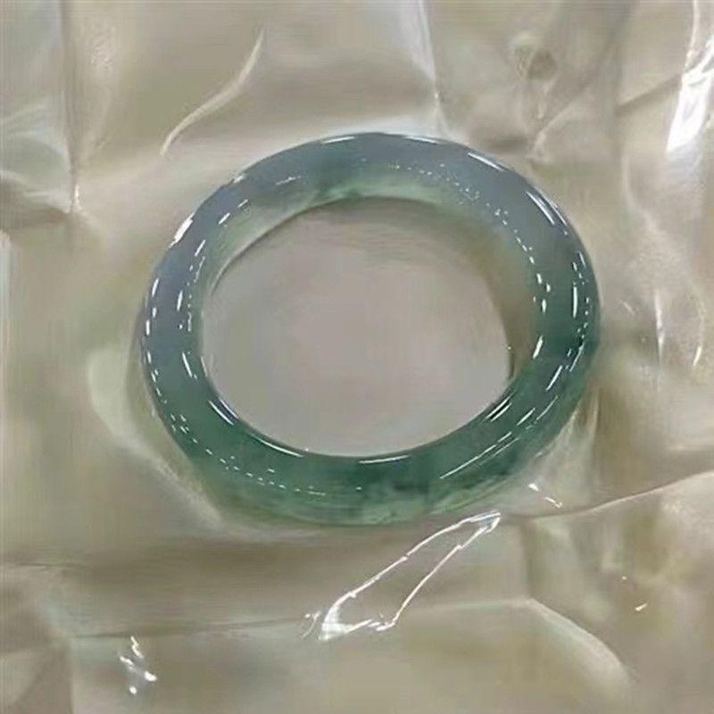 Gelang Jed Bunga Lutsinar Ais Burma, Untuk Wanita, Gaya Muda - TikTok ...