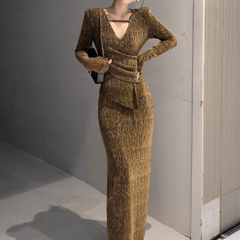 Gaun Emas, Gaun Wanita, Ketibaan Baru, Leher V, Gaun Bodycon - TikTok ...