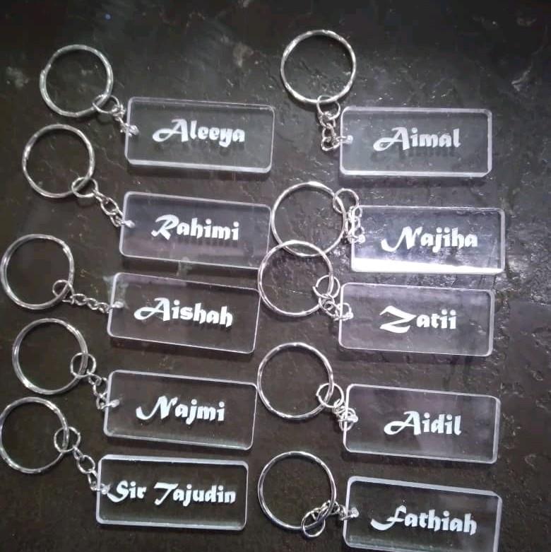 [minimum 2 pcs] custom acrylic and wood keychain nama / Birthday ...