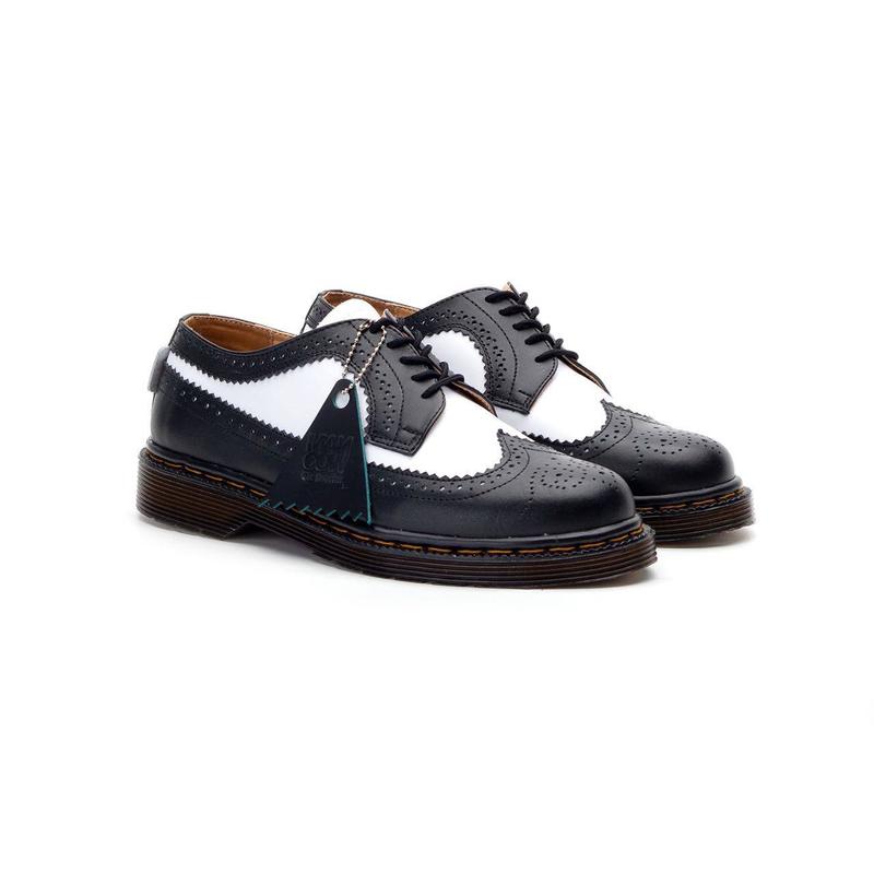 Mancow - Derby Long Wing - Hitam Putih Sepatu Formal Pria Wanita ...