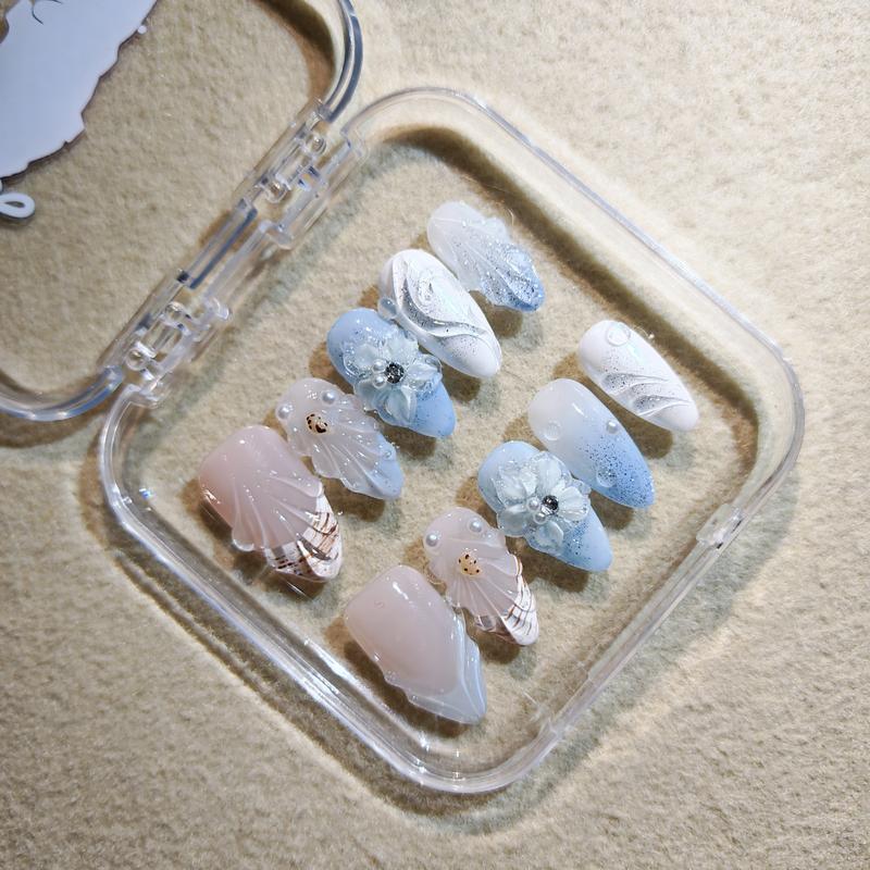 「Leave a Message for The Gift」Nailzy Handmade Press On Nails - TikTok Shop
