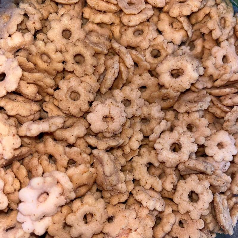 [500 Gram] Ajisan Pilus Kapsul Sakura Renyah - Shop | Tokopedia