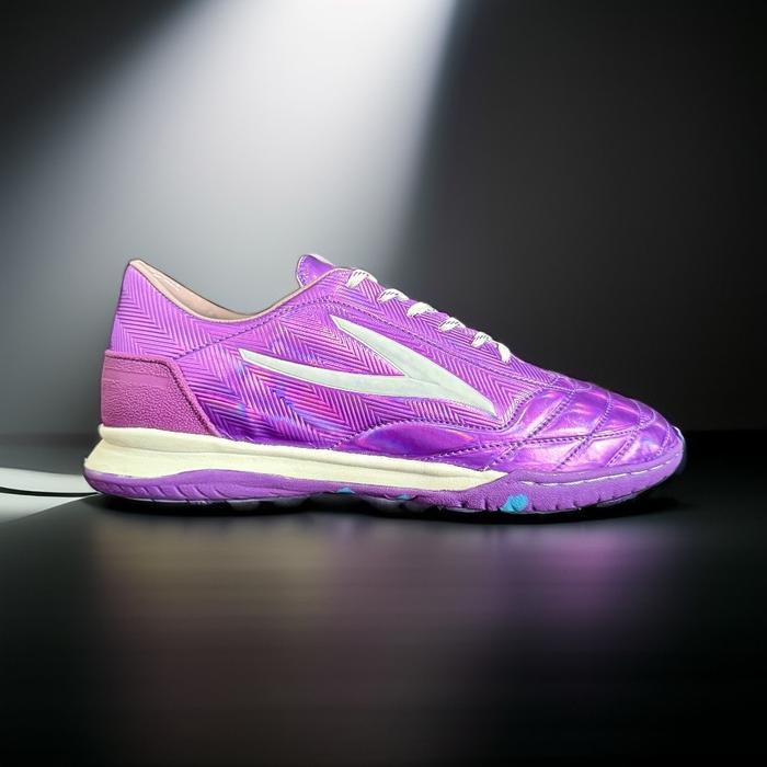 Zevma Sepatu Futsal Panthera Pro.2 - Grape Metallic Purple - futsal ...