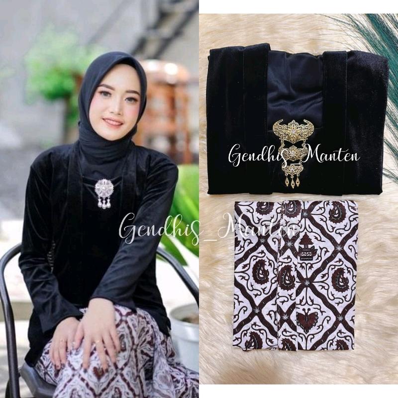 Kebaya Bludru + Jarik Wiru / Nuansa Hitam, Sidoluhur - Shop | Tokopedia