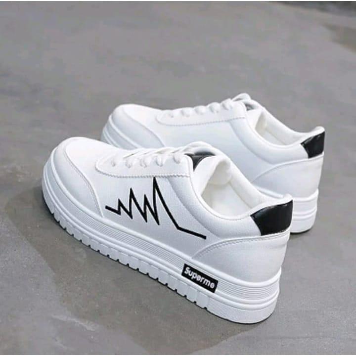 Kasut Putih Wanita, PUTIH, Sneakers Putih Wanita, Kasut Kila - TikTok ...