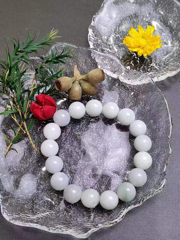 Beautiful jadeite boutique link - TikTok Shop Singapore